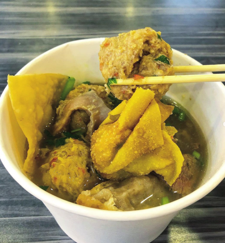 This Bakso Stall At City Plaza Serves Authentic And Chunky Indonesian ...